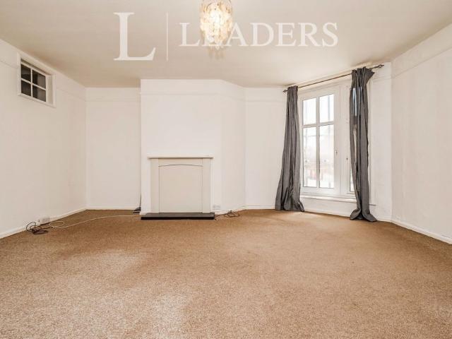 1 bedroom apartment to rent Grand Avenue, Worthing, BN11