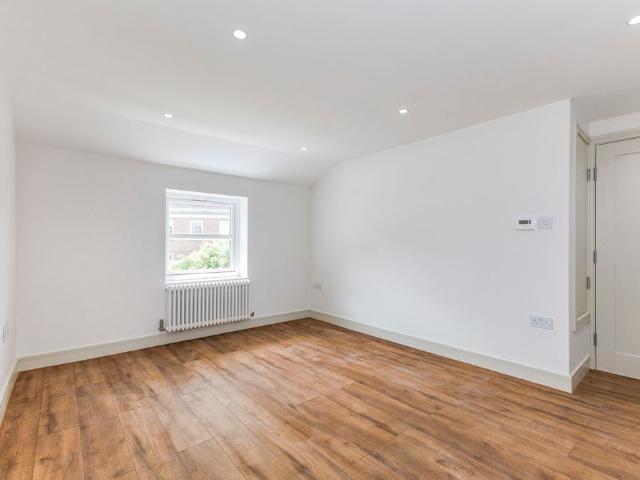 1 bedroom apartment to rent Eden Street, Kingston upon Thames, KT1