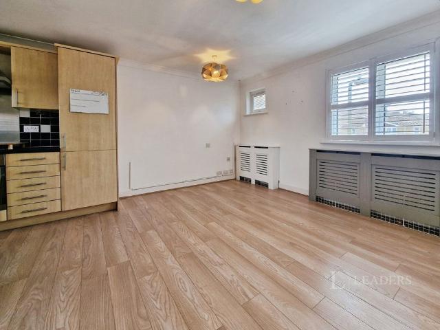 1 bedroom apartment to rent Elkins Square, Bishopstoke, Eastleigh, Hampshire, SO50