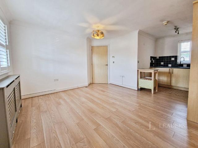 1 bedroom apartment to rent Elkins Square, Bishopstoke, Eastleigh, Hampshire, SO50