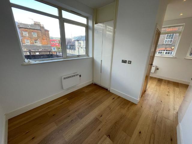 1 bedroom apartment to rent Flowers Way, Luton, Bedfordshire, LU1