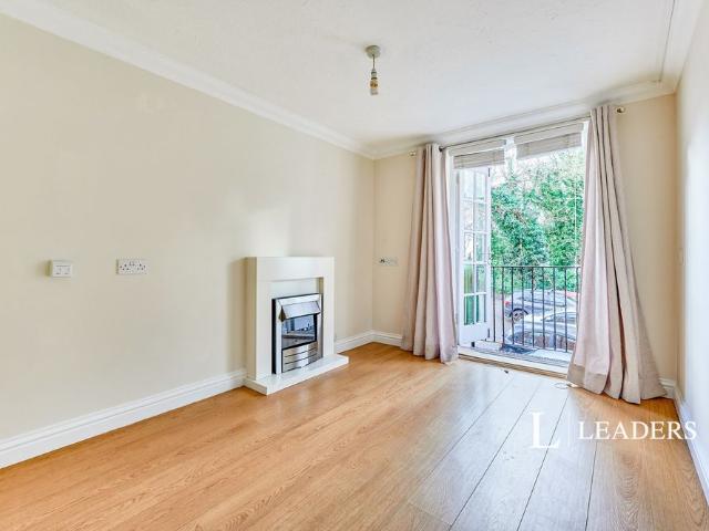 1 bedroom apartment to rent Hockerill Street, Bishop's Stortford, Hertfordshire, CM23