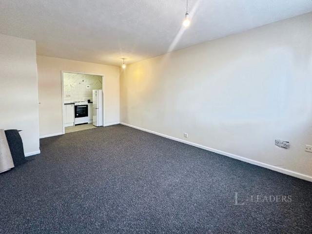 1 bedroom apartment to rent Handcross Road, Luton, Bedfordshire, LU2