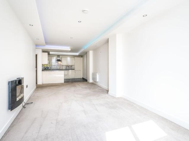 1 bedroom apartment to rent High Street, Southampton, SO14