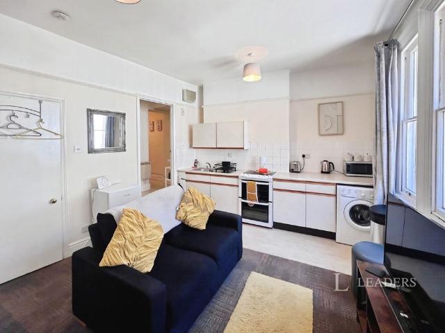 1 bedroom apartment to rent High Street, Stamford, PE9