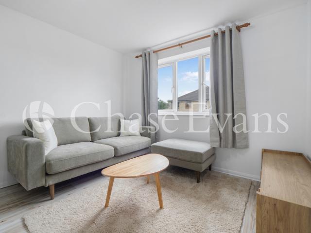 1 bedroom apartment to rent in 214 westferry road isle of dogs london e14