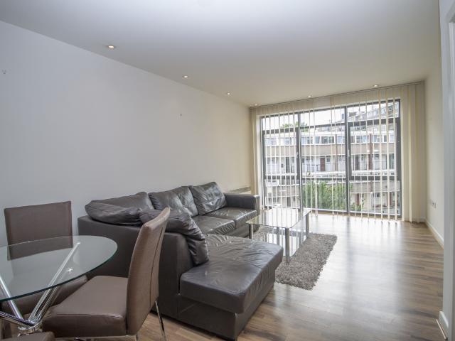 1 bedroom apartment to rent in carmine wharf 30 copenhagen place limehouse london e14