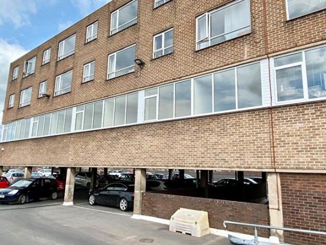 1 Bedroom Apartment To Rent In Carsington House, DE22