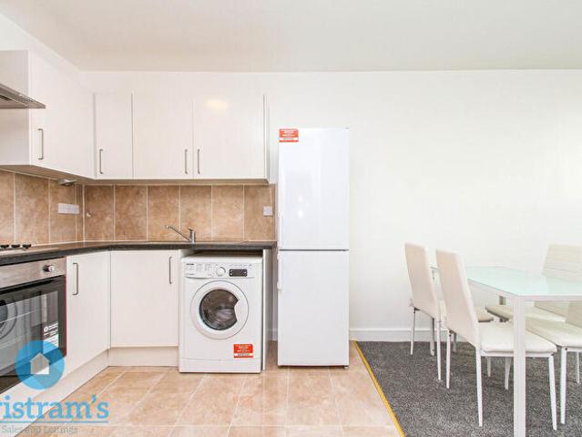 1 Bedroom Apartment To Rent In Castle Boulevard, Nottingham, NG7