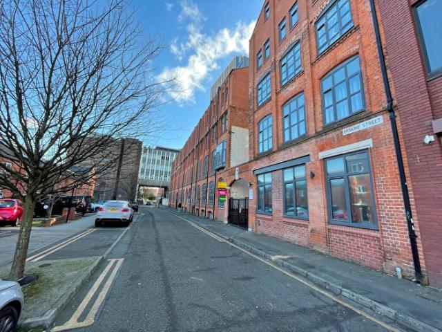 1 Bedroom Apartment To Rent In Clyde Court, Erskine Street, LE1