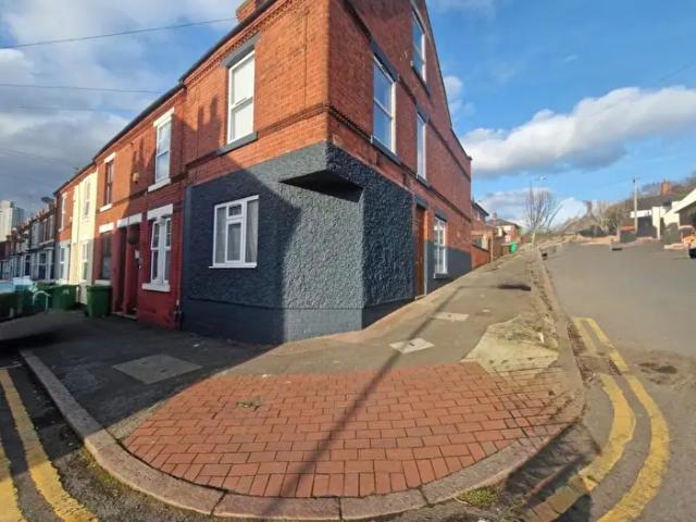 1 Bedroom Apartment To Rent In A Sneinton Boulevard, Nottingham, NG2