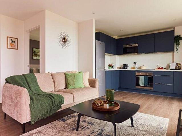 1 Bedroom Apartment To Rent In Avebury Boulevard, Milton Keynes, MK9