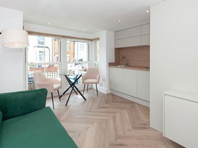 1 Bedroom Apartment To Rent In Bullingdon Road, East Oxford, OX4
