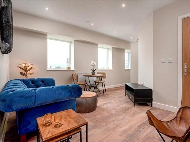 1 Bedroom Apartment To Rent In Burleys Way, Leicester, LE1