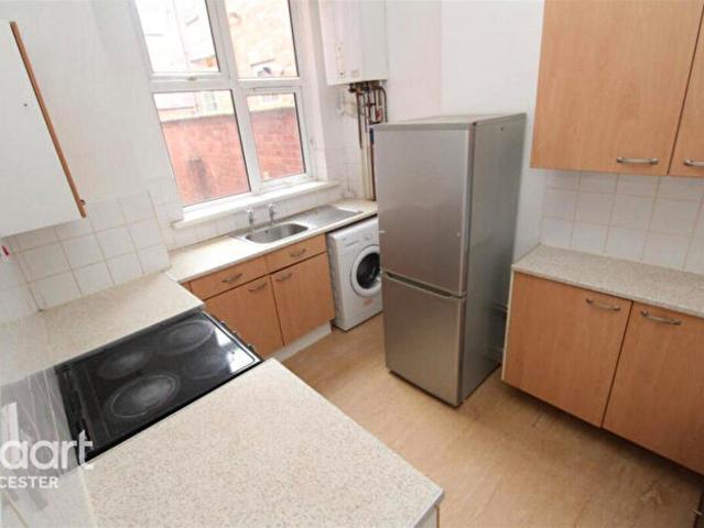 1 Bedroom Apartment To Rent In Glenfield Road, Leicester, LE3
