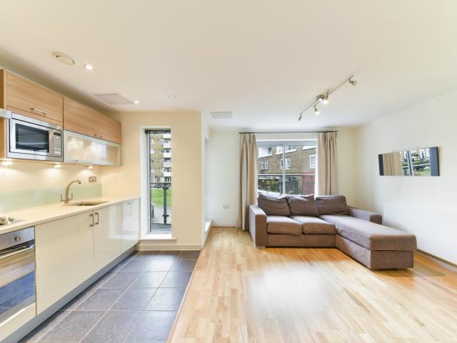 1 bedroom apartment to rent in east india dock road canary wharf london e14