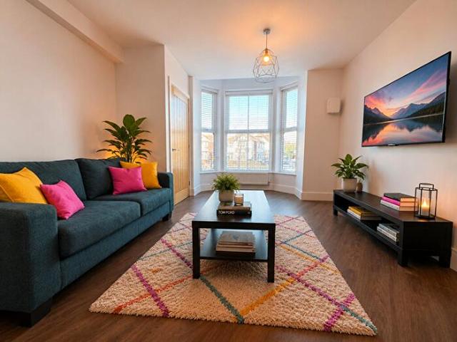 1 Bedroom Apartment To Rent In Flat, Loughborough Road, West Bridgford, Nottingham, NG2