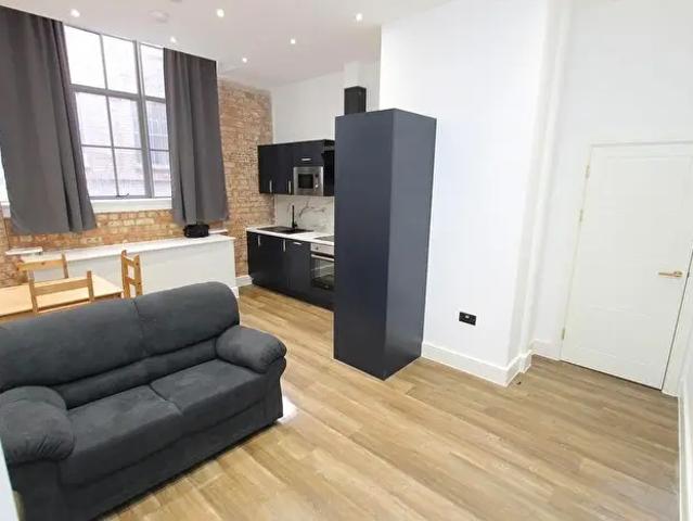 1 Bedroom Apartment To Rent In Furnished Apartment St Michaels Road, Northampton, NN1