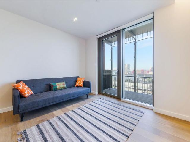 1 bedroom apartment to rent in King's Cross, N1C
