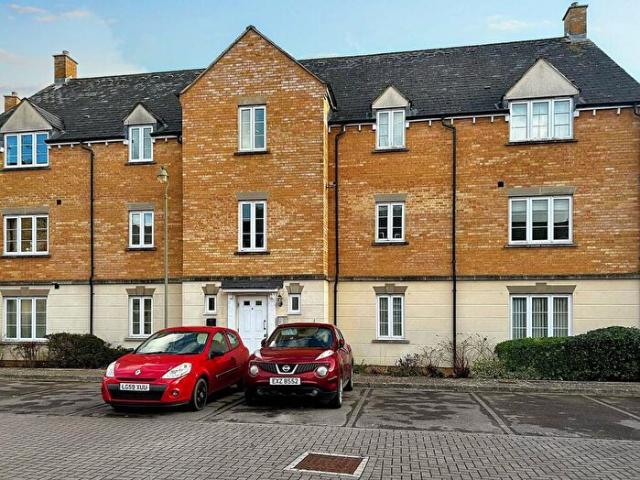 1 Bedroom Apartment To Rent In Harvest Grove, Witney, Oxfordshire, OX28