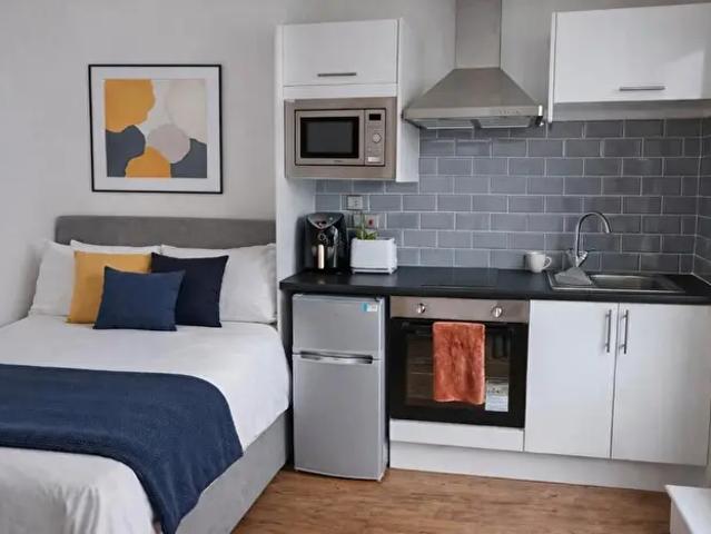 1 Bedroom Apartment To Rent In Helmdon Road, Leicester, LE2