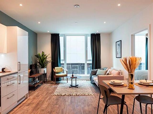 1 Bedroom Apartment To Rent In One Bedroom Apartment, The Almere, Avebury Boulevard, Milton Keynes, Buckinghamshire, MK9
