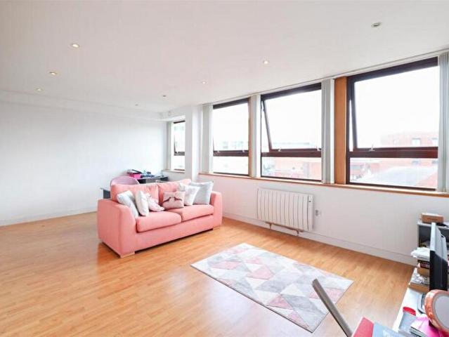 1 Bedroom Apartment To Rent In Lee Circle, Leicester, LE1