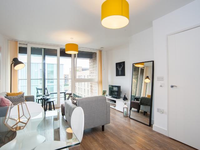 1 bedroom apartment to rent in mandara place greenland place yeoman street surrey quays se8