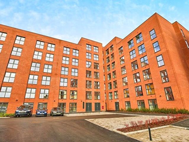1 Bedroom Apartment To Rent In McArthur House, DE1