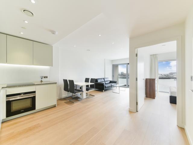 1 bedroom apartment to rent in no 1 upper riverside 18 cutter lane greenwich london se10