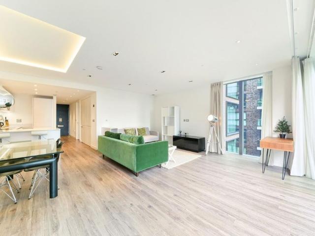 1 bedroom apartment to rent in Satin House, Goodman's Fields E1