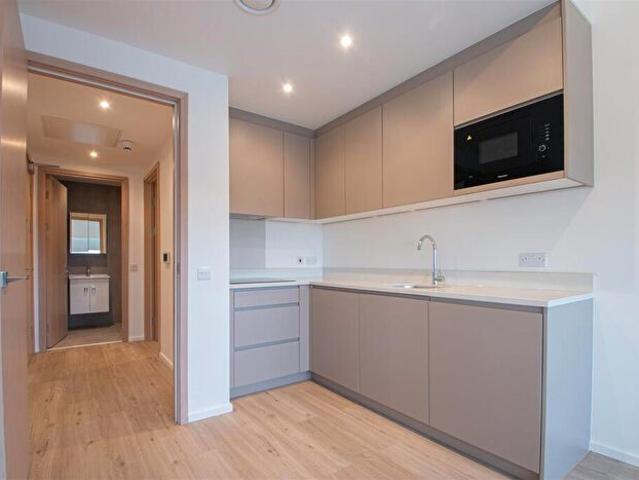 1 Bedroom Apartment To Rent In Station House, Central Milton Keynes, MK9