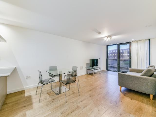 1 bedroom apartment to rent in stratosphere tower 55 great eastern road stratford london e15