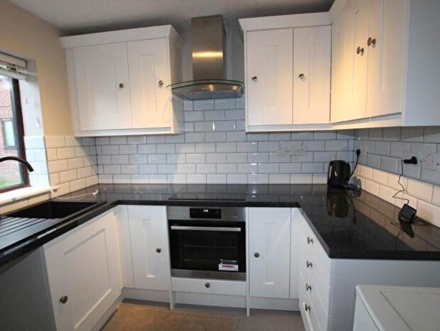 1 Bedroom Apartment To Rent In Poets Chase, Aylesbury, HP21