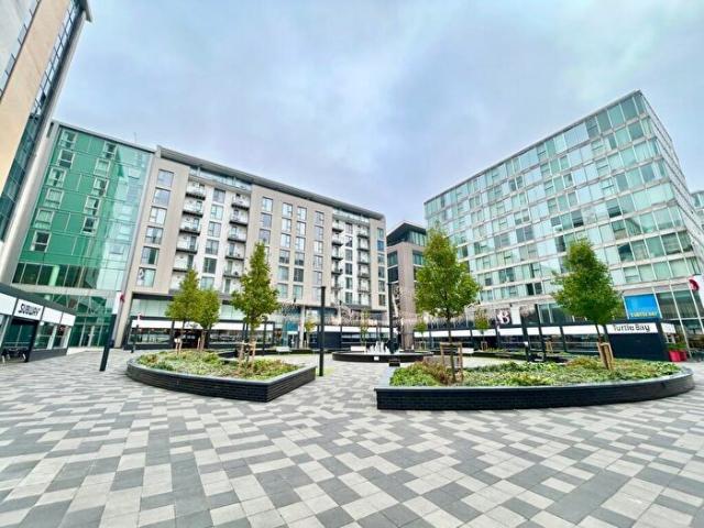1 Bedroom Apartment To Rent In *Penthouse* Manhattan House, Milton Keynes, MK9