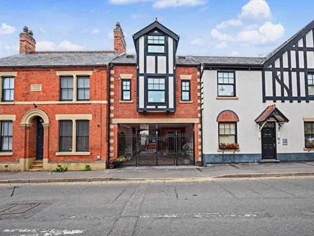 1 Bedroom Apartment To Rent In Pipewell Court, Dunchurch, CV22