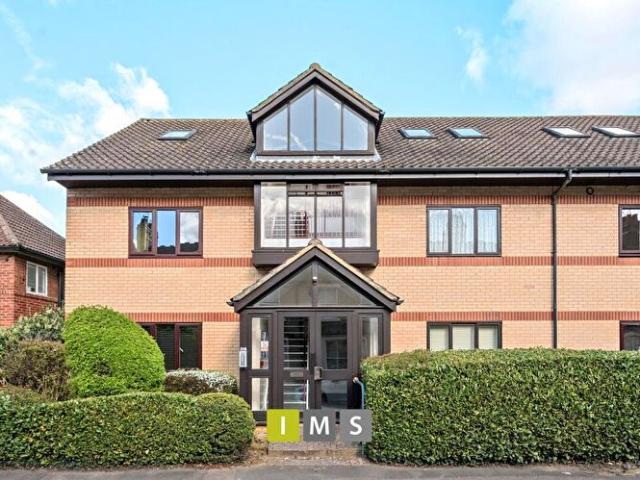 1 Bedroom Apartment To Rent In Priory Road, Ambassador Court Priory Road, OX26