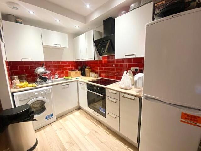 1 Bedroom Apartment To Rent In Queen Street, LE1