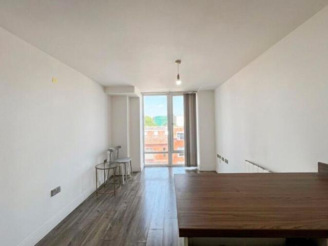 1 Bedroom Apartment To Rent In Queens House, Queens Road, CV1