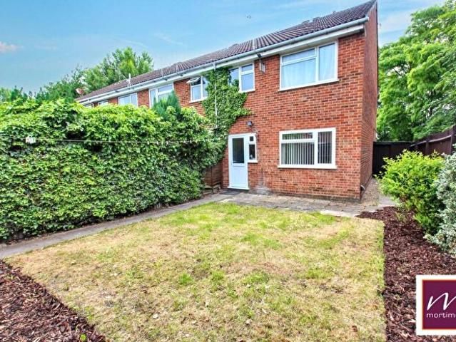 1 Bedroom Apartment To Rent In Rowland Way, Aylesbury, Buckinghamshire, HP19