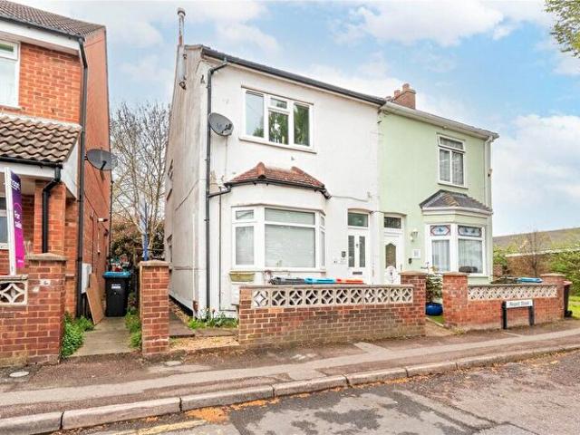 1 Bedroom Apartment To Rent In Regent Street, Bletchley, MK2
