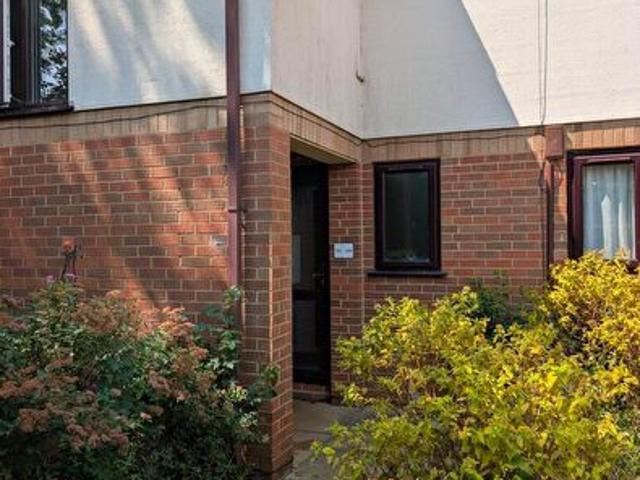 1 Bedroom Apartment To Rent In Woodpecker Way, Northampton, NN4