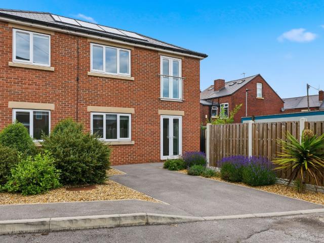 1 bedroom apartment to rent in woodseats road sheffield s8