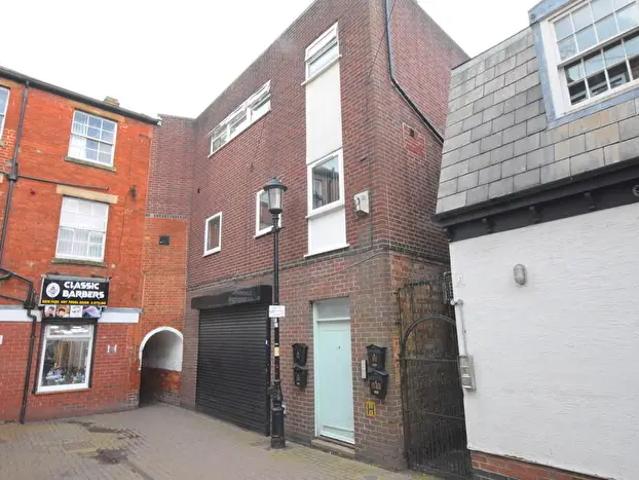 1 Bedroom Apartment To Rent In Windsor Court, Rugby, CV21