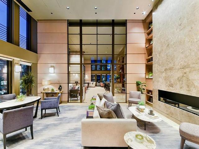 1 bedroom apartment to rent in the highly sought after One Bishopsgate Plaza, EC3A