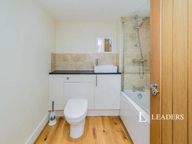 1 bedroom apartment to rent London Road, East Grinstead, RH19