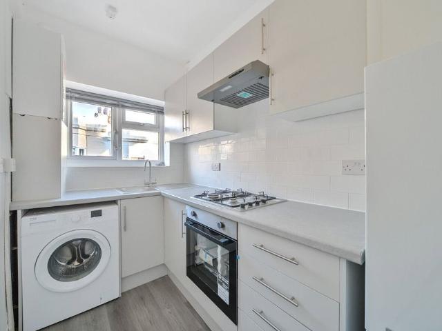 1 bedroom apartment to rent Lansdowne Street, Hove, East Sussex, BN3