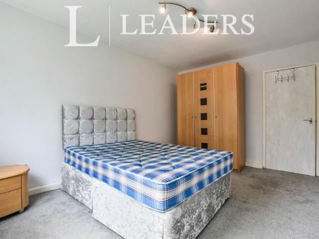 1 bedroom apartment to rent Linden Lea, Brooklands Road, Sale, M33