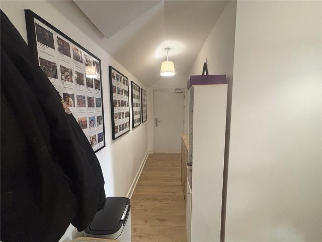 1 bedroom apartment to rent Lumley Road, Horley, Surrey, RH6