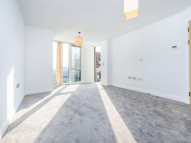 1 bedroom apartment to rent Mortimer Square, Milton Keynes, Buckinghamshire, MK9